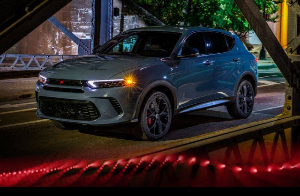 Uconnect® Connectivity | Roadside Assistance & Security Services